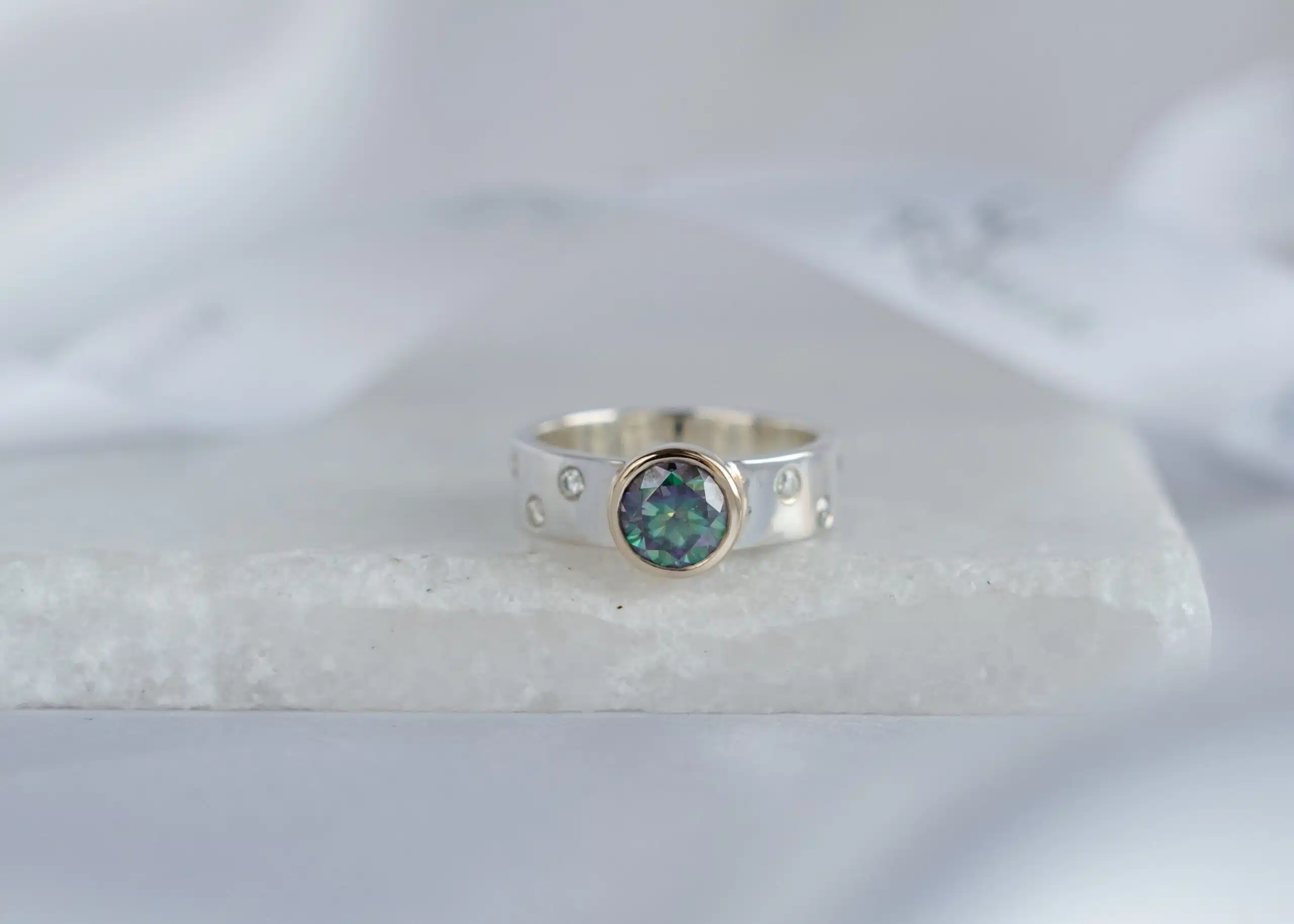 The Aurora Radiance Ring | By Rebecca